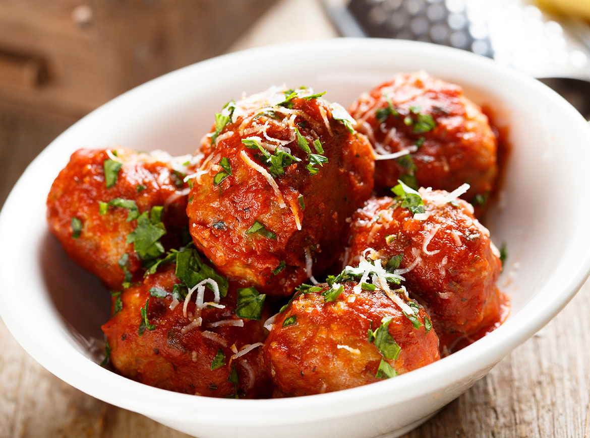 I piatti storici milanesi, storia e ricette: i mondeghili - Divina Milano